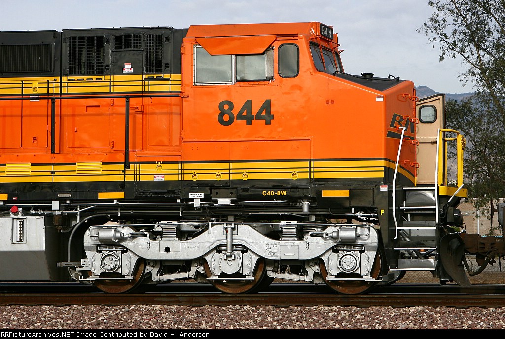 BNSF 844
